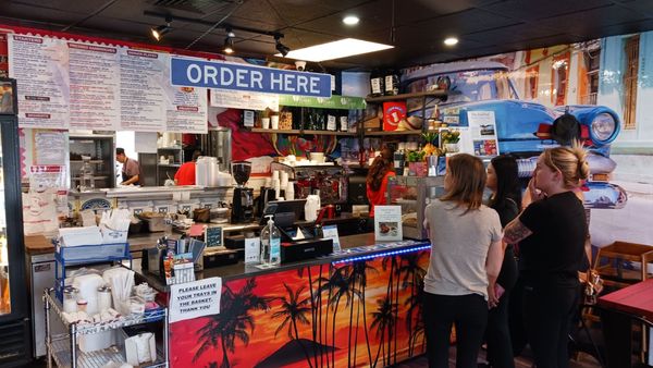 QUE BOLA CUBAN CAFE - Updated February 2025 - 188 Photos & 87 Reviews ...