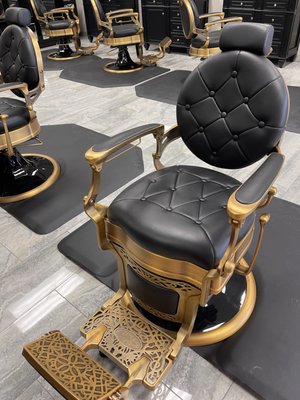VIP BARBER LOUNGE - Updated September 2025 - Request an Appointment ...