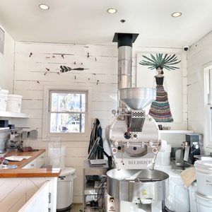 DART COFFEE CO - 315 Photos & 189 Reviews - 121 E Yanonali St, Santa ...