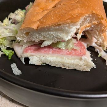 PUB N’ SUB - Updated August 2025 - 239 Photos & 282 Reviews - 1000 ...