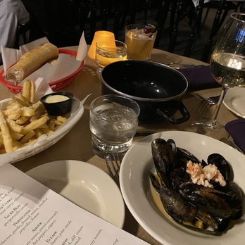 COCO - Updated May 2025 - 603 Photos & 421 Reviews - 888 Main St ...