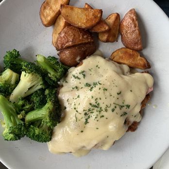 BACK BAY BOATHOUSE - Updated October 2025 - 80 Photos & 48 Reviews - 51 ...