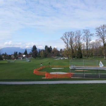 QUILCHENA PARK - Updated December 2025 - 16 Photos - 4590 Magnolia ...