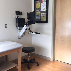 KAISER PERMANENTE EVERETT MEDICAL CENTER - Updated July 2024 - 64 ...