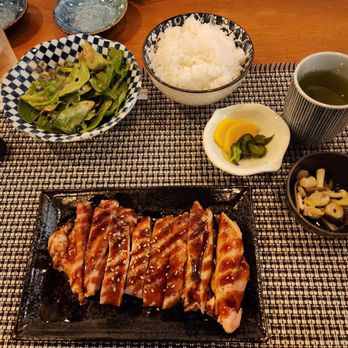 AKIRA JAPANESE RESTAURANT - Updated August 2024 - 2023 Photos & 272 ...