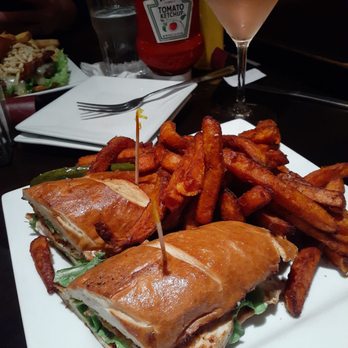 MATISSE TAVERN & GRILL - Updated 2024 - 208 Photos & 197 Reviews - 674 ...