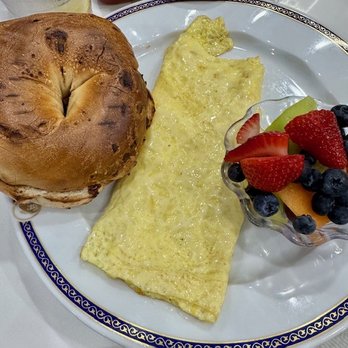 POPPIES RESTAURANT & DELI - Updated January 2026 - 416 Photos & 454 ...