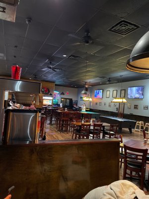 BOOTLEGGERS PIZZA PARLOR - 144 Photos & 161 Reviews - 197 S Seguin Ave ...