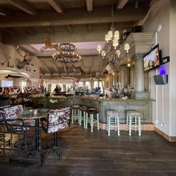 PRIME STEAKHOUSE AT HARRIS RANCH - Updated December 2024 - 426 Photos ...