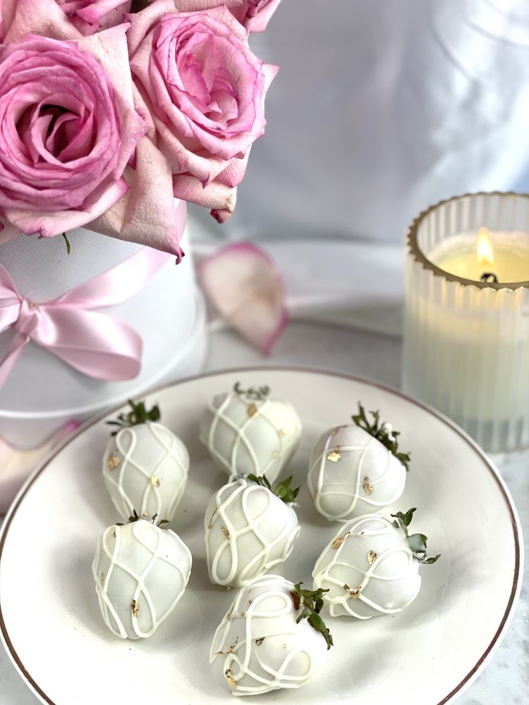 CHOCOBERRY - CHICAGO - Updated June 2024 - 21 Photos - Chicago ...