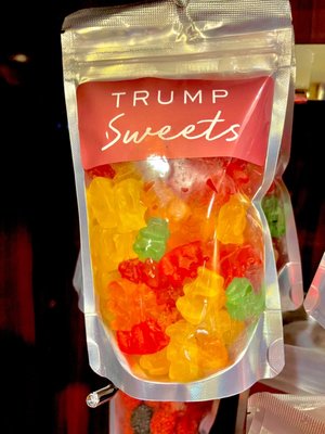 THE TRUMP STORE - Updated October 2025 - 12 Photos & 31 Reviews - 2000 ...