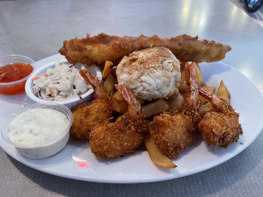 GO FISH! - Updated August 2025 - 291 Photos & 372 Reviews - 24 Rehoboth ...