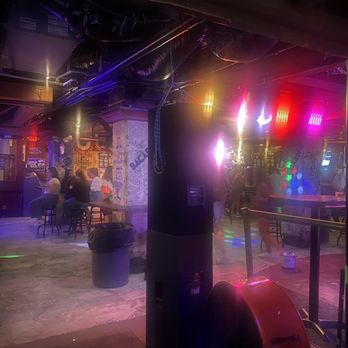 STAGGER INN - Updated October 2025 - 31 Reviews - 269 W Main St ...