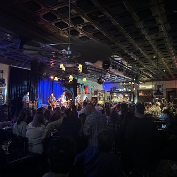 CROSSROADS SALOON AND STEAKHOUSE - Updated May 2025 - 339 Photos & 625 ...