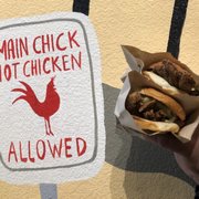MAIN CHICK HOT CHICKEN - 589 Photos & 338 Reviews - Fast Food - 4705 ...