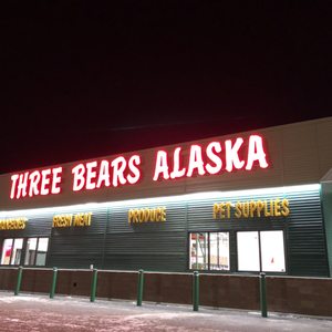 THREE BEARS ALASKA - 16 Photos - 2495 George Parks Hwy, Healy, Alaska ...