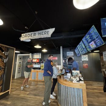 SPLIT RAIL EATS - Updated November 2025 - 193 Photos & 238 Reviews ...