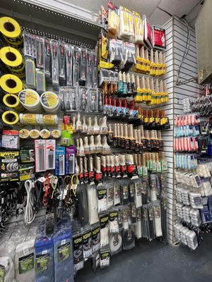 HANDY HARDWARE - Updated August 2025 - 58 Photos - 2123 Rgent Pl, New ...