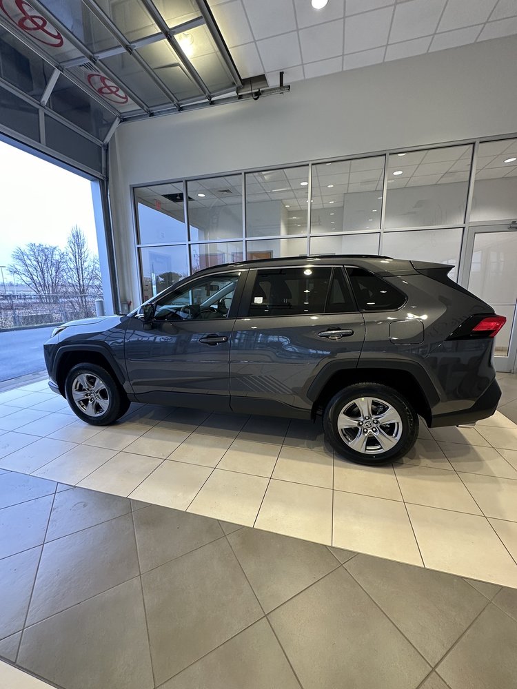HARTFORD TOYOTA SUPERSTORE - Updated December 2024 - 25 Photos & 126 ...