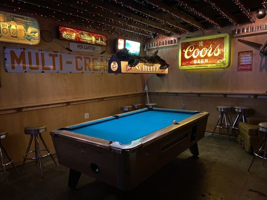 BEEZ KNEEZ - Updated December 2024 - 44 Photos & 37 Reviews - 610 ...