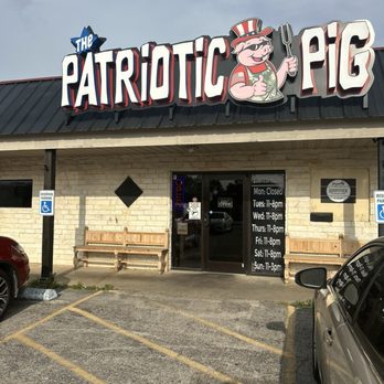 THE PATRIOTIC PIG - Updated July 2025 - 554 Photos & 499 Reviews - 3900 ...