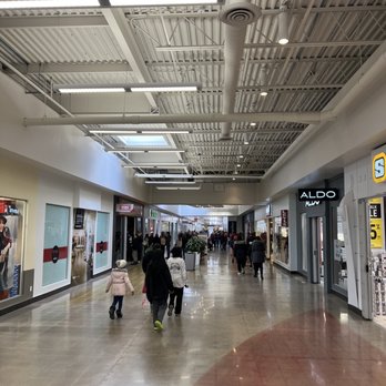 TANGER OUTLETS COOKSTOWN - Updated December 2025 - 94 Photos & 41 ...