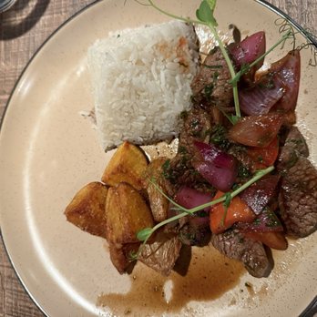 ALORA - Updated April 2025 - 135 Photos & 25 Reviews - 2502 Dunlavy St ...