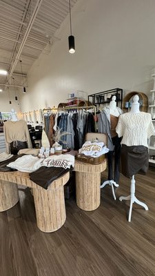 THE BEAUTY LOUNGE - CONROE - Updated September 2025 - 15 Photos - 449 S ...