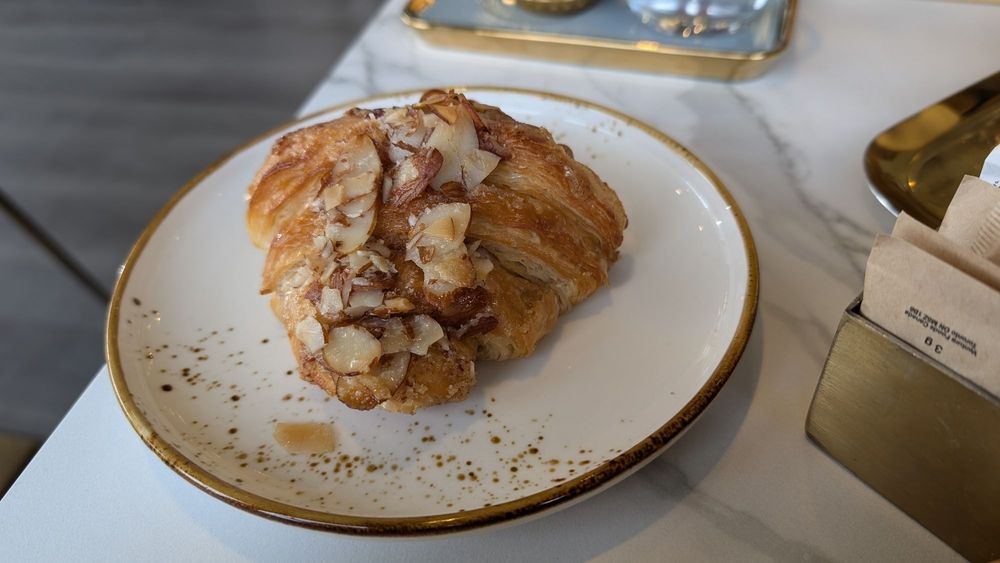 ROSES CAFE SENSO - Updated January 2026 - 78 Photos & 19 Reviews - 9218 ...