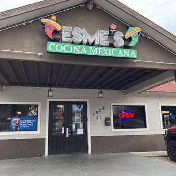 ESME’S - Updated January 2025 - 37 Photos & 24 Reviews - 1602 Callaghan ...