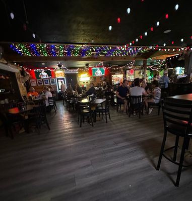 NAUTI BEAVER HUT - Updated October 2025 - 55 Photos & 92 Reviews - 1701 ...