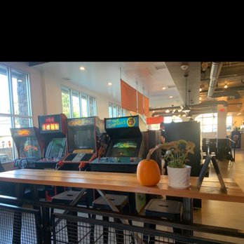 TOPA TOPA BREWING COMPANY - Updated June 2024 - 56 Photos & 57 Reviews ...