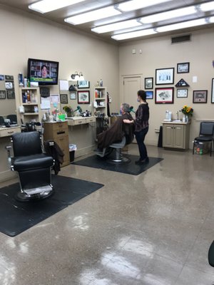 TROY’S BARBER SHOP & SUE’S HAIR STYLING - Updated May 2024 - 25 Reviews ...