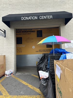 OC GOODWILL BOUTIQUE TUSTIN - 57 Photos & 157 Reviews - 502 E 1st St ...