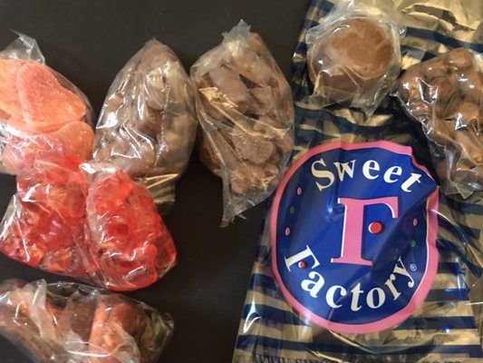 SWEET FACTORY - Updated June 2024 - 37 Photos & 29 Reviews - 400 S ...