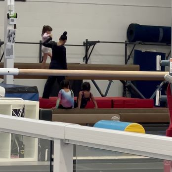 LIGHTHOUSE SPORTS CENTER - Updated January 2025 - 112 Photos & 76 ...