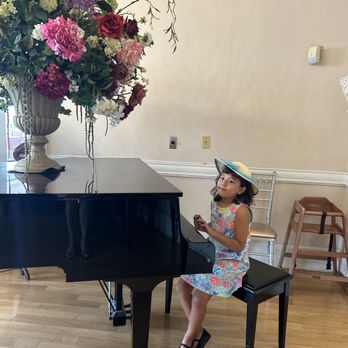 SPRING TEA GARDEN - Updated 2024 - 436 Photos & 237 Reviews - 501 N ...