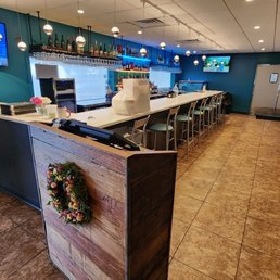 9 ROSES - Updated December 2025 - 692 Photos & 308 Reviews - 1100 ...