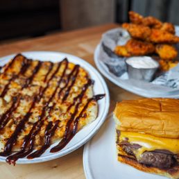 KINDLING DOWNTOWN COOKOUT & COCKTAILS - Updated December 2025 - 477 ...