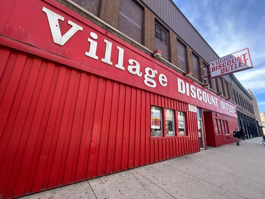 VILLAGE DISCOUNT OUTLET - Updated December 2025 - 177 Photos & 154 ...