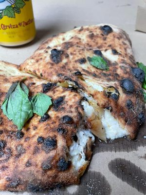 GROUNDLING PIZZA - Updated January 2026 - 106 Photos & 87 Reviews ...