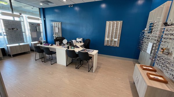 MODERN OPTOMETRY - Updated December 2025 - 12 Photos & 19 Reviews ...