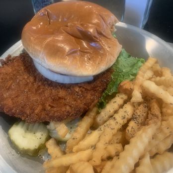 ODIE’S BAR & GRILL - Updated December 2025 - 59 Photos & 21 Reviews ...