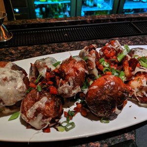 SKY-RIDE TAP - 28 Photos & 50 Reviews - Lounges - 105 W Van Buren St ...