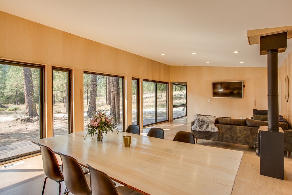 ONE-WAY CONSTRUCTION NW - Updated December 2025 - 30 Photos - 130 S ...