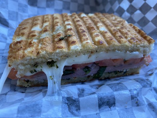 HUSKY DELI - 366 Photos & 555 Reviews - 4721 California Ave SW, Seattle ...