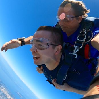 SKYDIVE SNOHOMISH - Updated June 2024 - 200 Photos & 188 Reviews - 9906 ...