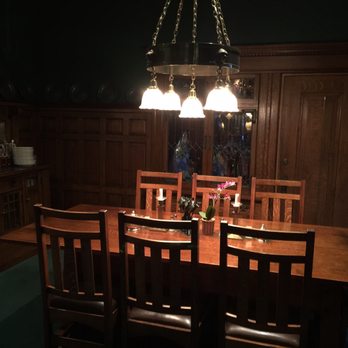 GASLIGHT INN - Updated December 2025 - 62 Photos & 79 Reviews - 1727 ...