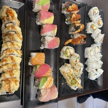 SHOW SUSHI - Updated May 2024 - 3948 Photos & 2588 Reviews - 957 W ...