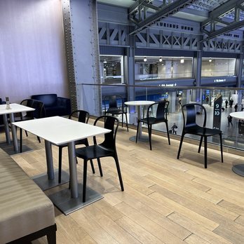 AMTRAK METROPOLITAN LOUNGE - Updated December 2025 - 147 Photos & 20 ...